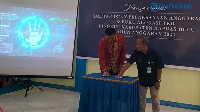 KPPN Putussibau Serahkan DIPA dan TKD 2024 ke Satker - Tribunpontianak ...