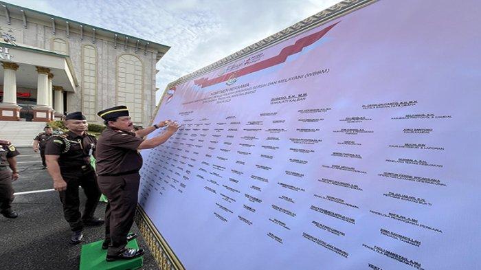 Menuju WBBM 2025, Kajati Kalbar Intruksikan Seluruh Jajaran Jaga ...