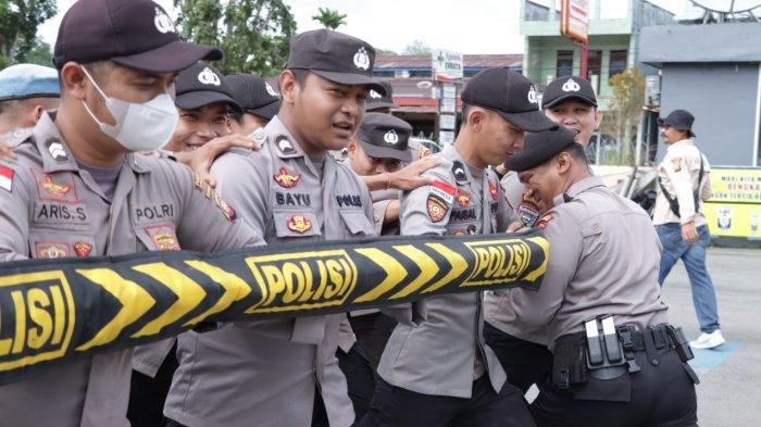 Antisipasi Unras, Polres Bengkayang Gelar Latihan Peningkatan Kemampuan Dalmas - Tribunpontianak ...