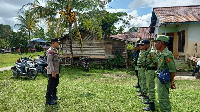 Jaga dan Pelihara Kamtibmas, Bhabinkamtibmas Berikan Arahan dan ...