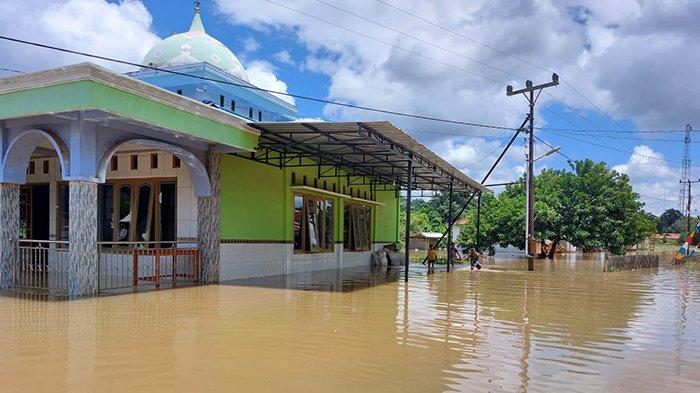 BPBD Catat 24 Rumah Terendam Banjir di Jelai Hulu Ketapang, Air Masih Belum Surut ...