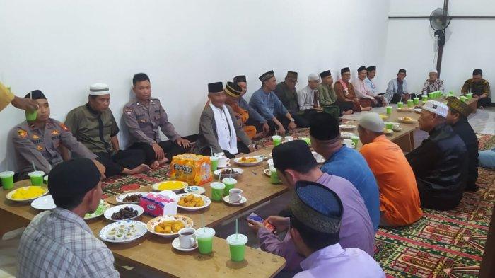 Jalin Kemitraan, Kapolsek Nanga Mahap Hadiri Safari Ramadhan Masjid ...