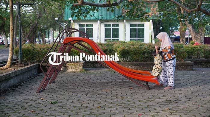 BERITA FOTO - Taman Akcaya, Wisata Rekreasi Masyarakat di Tengah Kota ...