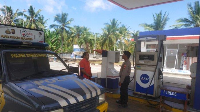 Personel Samapta Polsek Singkawang Utara Laksanakan Patroli dan Monitoring SPBU ...