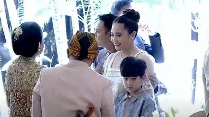 Jadi Tamu VVIP, Intip Cantiknya Nagita Slavina Saat Menghadiri Pernikahan Kaesang dan Erina ...