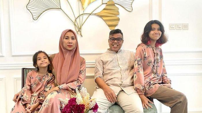 Anak Pertama Komedian Abdel Achrian Meninggal Dunia di Usia 22 Tahun ...