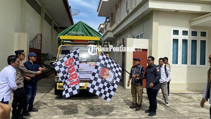 KPU Singkawang Lakukan Pelepasan Pendistribusian Logistik Pilkada Serentak 2024 ...