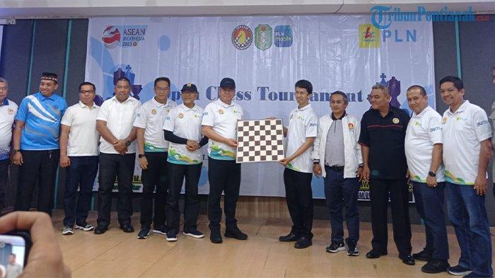 183 Atlet Catur Kalbar Ikuti Open Chess Tournament PLN Cup 2023 ...