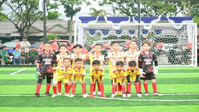 Porti FC Juara 1 Trofeo Usia Dini di Grand Opening Zaula Mini Stadium ...