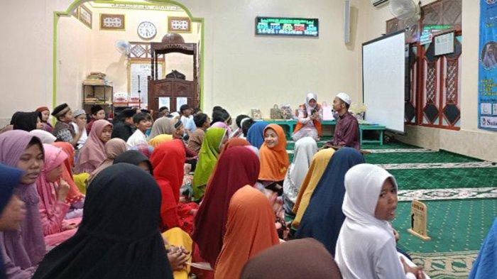 Tutup Pesantren Kilat, DKM Masjid Jamiatus Shalihin Gelar Buka Puasa Bersama - Tribunpontianak.co.id