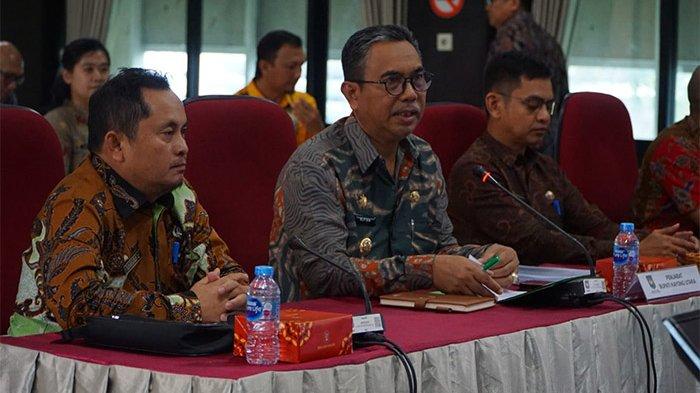 Pj Bupati Alfian Paparkan 10 Indikator Prioritas Capaian Kinerja Triwulan I Pada Kemendagri ...