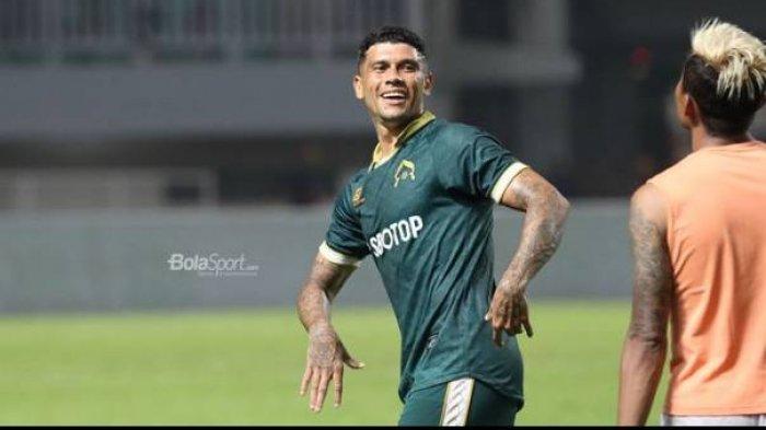 Ciro Alves Resmi Jadi Pemain Baru Persib, Dapat Kontrak Dua Musim ...