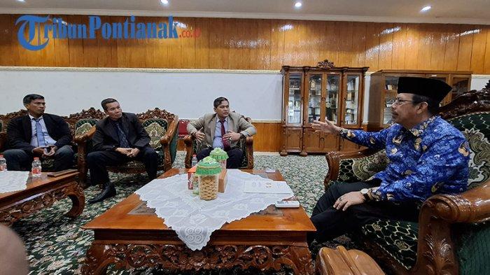 Jelang di lantik oleh Wamenko Otto Hasibuan, Peradi Mekral Audiensi Ke Pj Bupati Mempawah ...