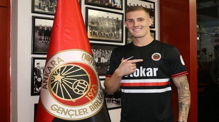 Profil Bioadata Leo Gaucho, Striker Brasil yang Sempat Blak-blakan ...