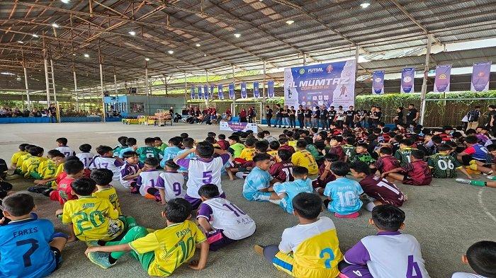 SDIT Al Mumtaz Pontianak Sukses Gelar Turnamen Futsal Tingkat SD dan SMP se-kota Pontianak ...