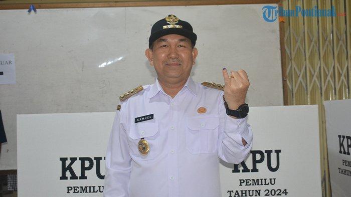 Pj Bupati Landak Nyoblos di TPS 02 Desa Hilir Tengah - Tribunpontianak.co.id