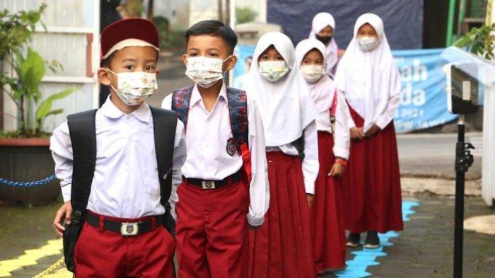 Praktik Jual Beli Seragam Sekolah Mahal, Viral Aturan Baru Ditegaskan ... Praktik Jual Beli Seragam Sekolah Mahal, Viral Aturan Baru Ditegaskan ...