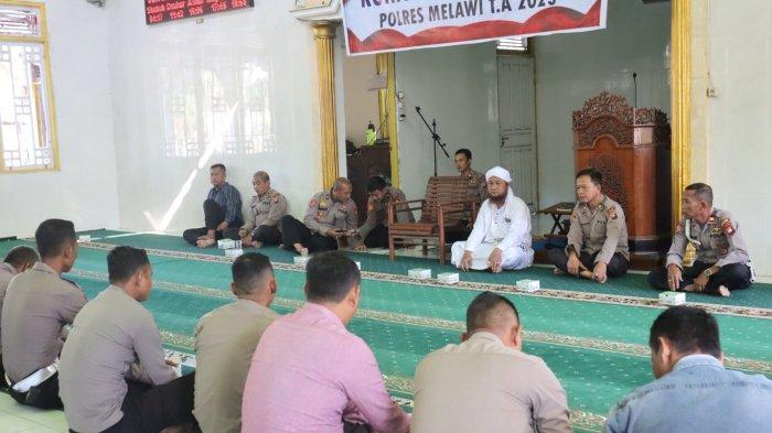 Meningkatkan Rohani dan Mental, Polres Melawi Berikan Bimbingan Rohani ... Meningkatkan Rohani dan Mental, Polres Melawi Berikan Bimbingan Rohani ...