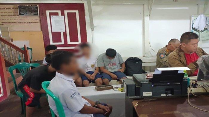Bolos Dari Sekolah, 7 Orang Pelajar SMP di Putussibau Diamankan Satpol PP - Tribunpontianak.co.id