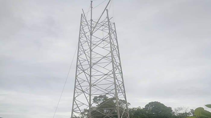 Pemerintah Pusat Bangun Tower Jaringan Telekomunikasi di Desa Empangau ...