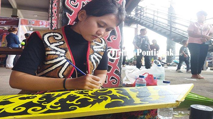 42 Peserta Lomba Perisai Siap Bertanding Dalam Acara Pekan Gawai Dayak ke-37 - Tribunpontianak.co.id