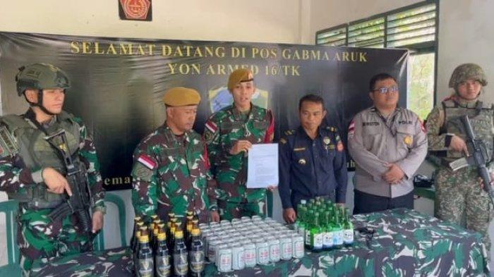 Satgas Pamtas Yonarmed 16/TK Amankan Puluhan Miras Seludupan Asal Malaysia - Tribunpontianak.co.id