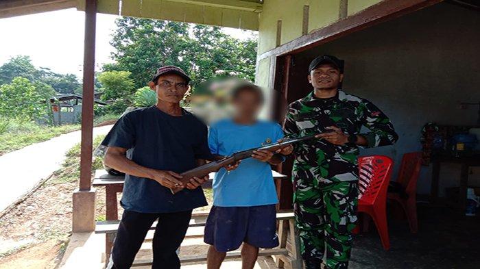 Satgas Pamtas RI-Malaysia Yonif 645/GTY Terima Satu Pucuk Senjata Api Rakitan Jenis Bomen Dari ...