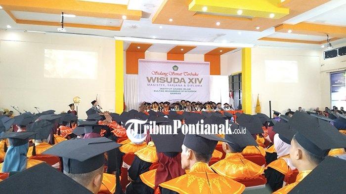 365 Lulusan Magister, Sarjana dan Diploma IAIS Sambas Diwisuda - Tribunpontianak.co.id