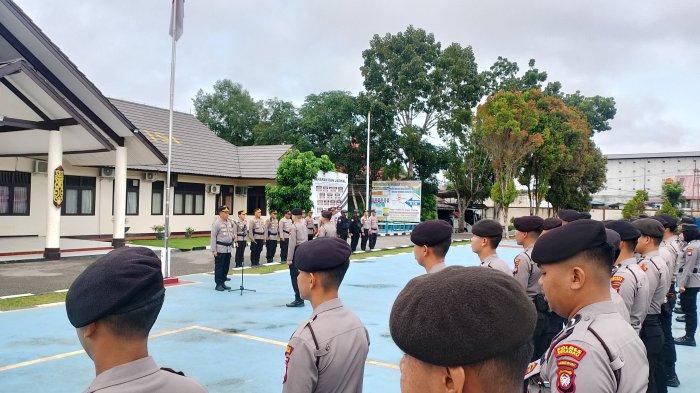 Kapolres Sekadau Pimpin Apel Siaga Masa Tenang Pilkada Serentak 2024 - Tribunpontianak.co.id