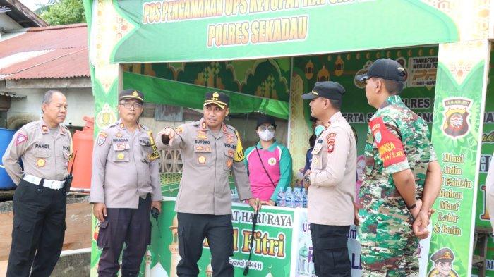 Kapolres Sekadau Tinjau Pos Pengamanan Ops Ketupat Kapuas 2023 di Belitang Hilir ...