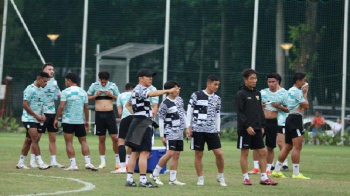 Shin Tae-yong Optimis Peluang Timnas Indonesia Lolos Semifinal ASEAN Cup 2024 - Tribunpontianak ...