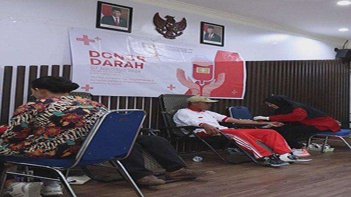 Sambut HUT ke-79 RI dan Hari Pengayoman, Imigrasi Entikong Gelar Donor Darah - Tribunpontianak.co.id
