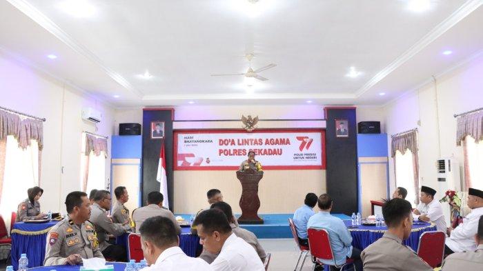 Polres Sekadau Gelar Doa Lintas Agama Dalam Peringatan Hari Bhayangkara ke-77 - Tribunpontianak ...