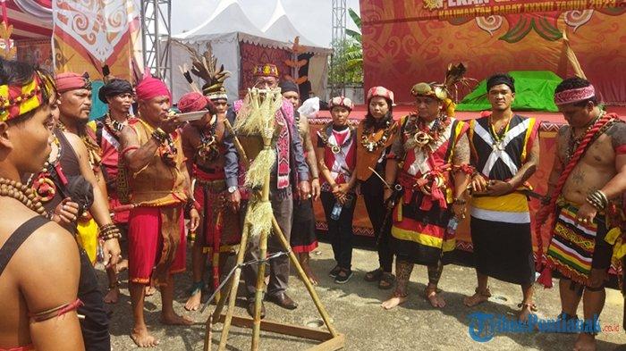 Terbuka untuk Umum, Masyarakat Kalbar Bisa Saksikan Ritual Adat Pekan ...
