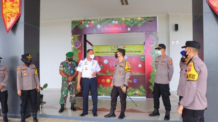 Kapolres Sintang Bersama Jajaran Lakukan Pengecekan Pos Pelayanan dan Pos Terpadu ...
