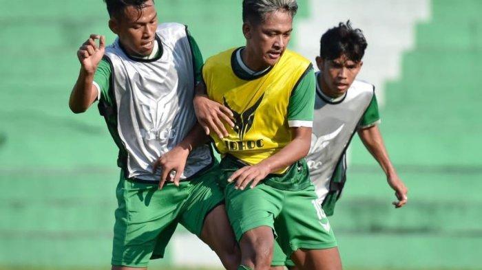Mantan Pemain Timnas Junior Ini Resmi Teken Kontrak Bersama PSMS Medan ...
