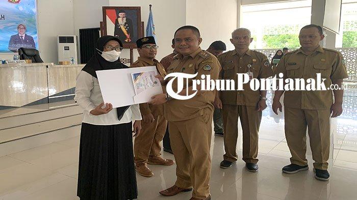 Wabup Kayong Utara Nilai Pentingnya Bimtek Penataan Arsip, Wujudkan ...