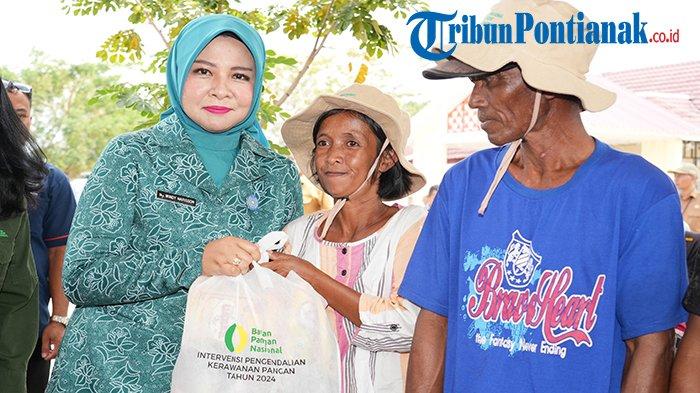 Bersama Bapanas dan Pemprov, TP PKK Kalbar Serahkan Bantuan ke Keluarga Miskin Ekstrem di Kubu ...
