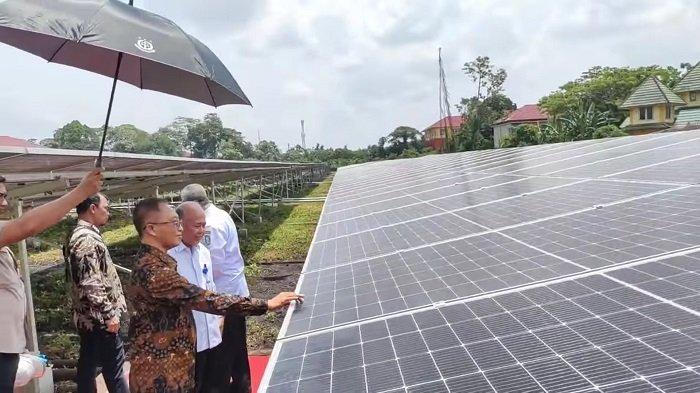 Melihat PLTS Terbesar di Lingkup Perguruan Tinggi yang Diresmikan Untan ...