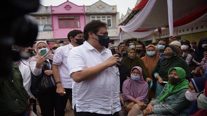 Tinjau Pasar Pulung Kencana, Menko Airlangga: Pemerintah Komitmen untuk ...