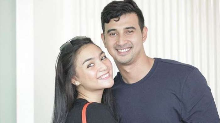 Ali Syakieb Datangi Acara Lamaran Calon Kakak Ipar, Netizen Malah Salah ...