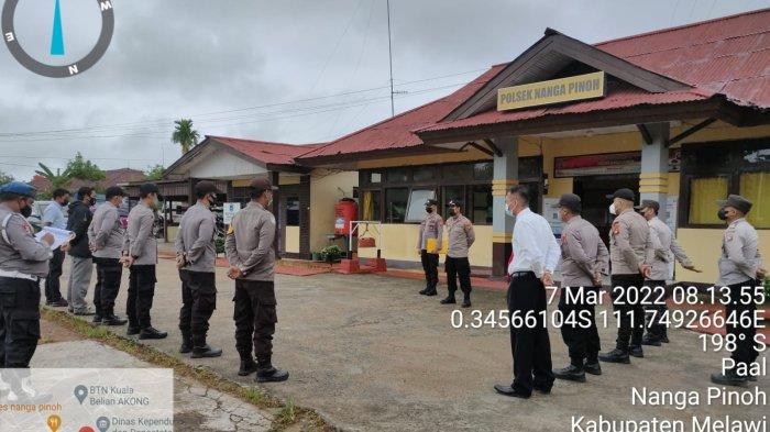 Pimpin Apel Pagi, Berikut Pesan Tegas Kapolsek Nanga Pinoh Kepada Personelnya - Tribunpontianak ...