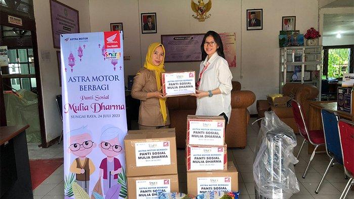 Wujudkan Sinergi Bagi Negeri, Astra Motor Kalbar Santuni Panti Sosial Mulia Dharma ...