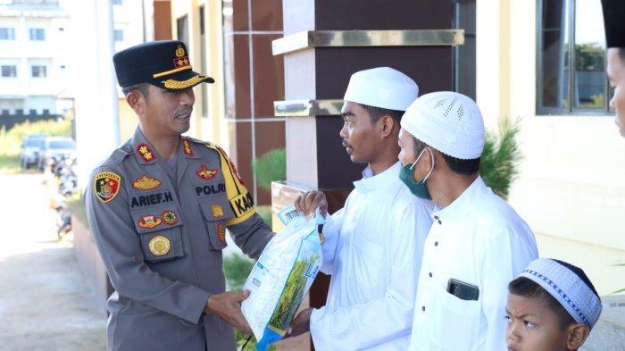 TNI-Polri dan Pemerintah Daerah Kabupaten Kubu Raya Bersinergi Bhakti ... TNI-Polri dan Pemerintah Daerah Kabupaten Kubu Raya Bersinergi Bhakti ...