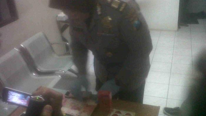 Artis Inisial AS Baru Berusia 23 Tahun - Tribunpontianak.co.id Artis Inisial AS Baru Berusia 23 Tahun - Tribunpontianak.co.id