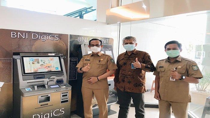 Kadis Dukcapil Manfaatkan Layanan BNI DIGICS, Buka Rekening Dengan KTP ...