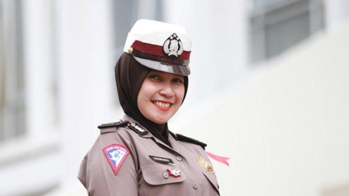 Mengenal Sosok Cantik Polwan Muda Briptu Rahmania - Tribunpontianak.co.id