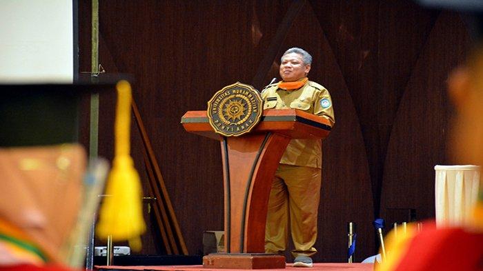Hadiri Wisuda UMP Pontianak, Bupati Muda Ajak Para Sarjana untuk ...