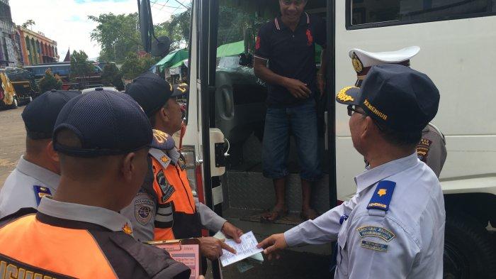 FOTO: Dishub Kalbar Cek Kelayakan Kendaraan Angkutan Umum ...