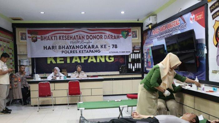 Polres Ketapang Gelar Bhakti Kesehatan Donor Darah Sambut Hari Bhayangkara ke-78 ...